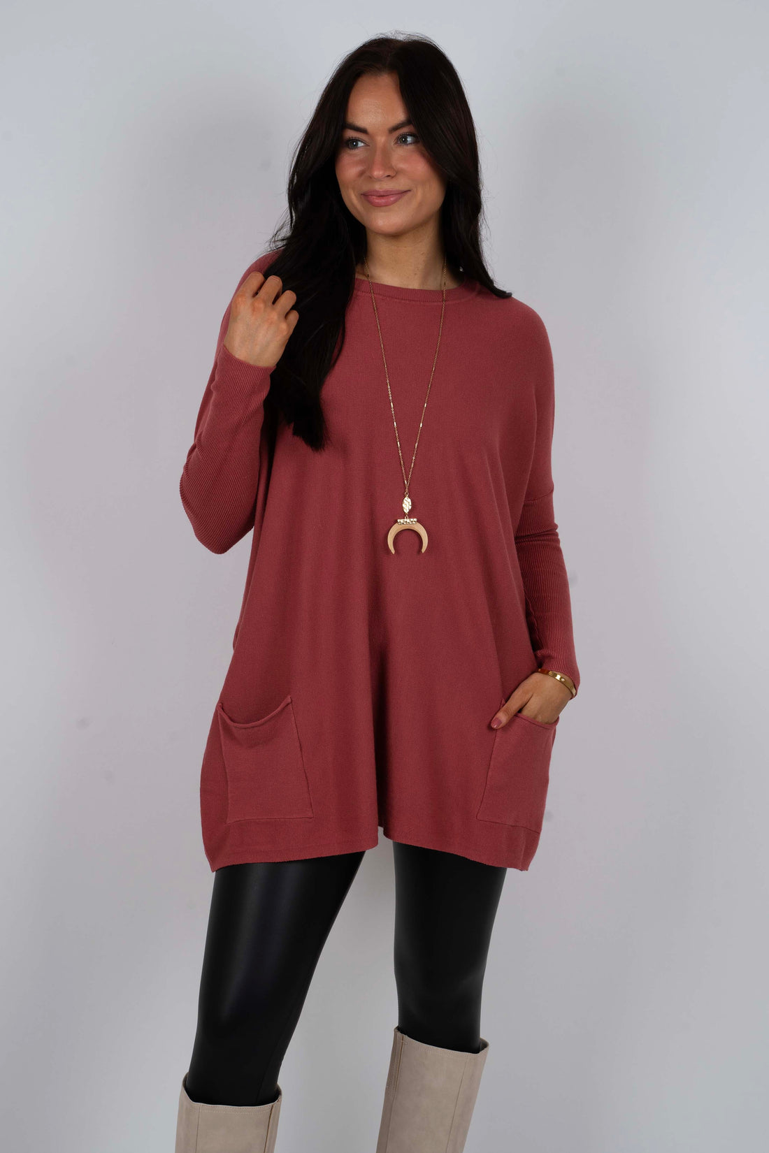 Totally Smitten Collection – Blushing Brunette