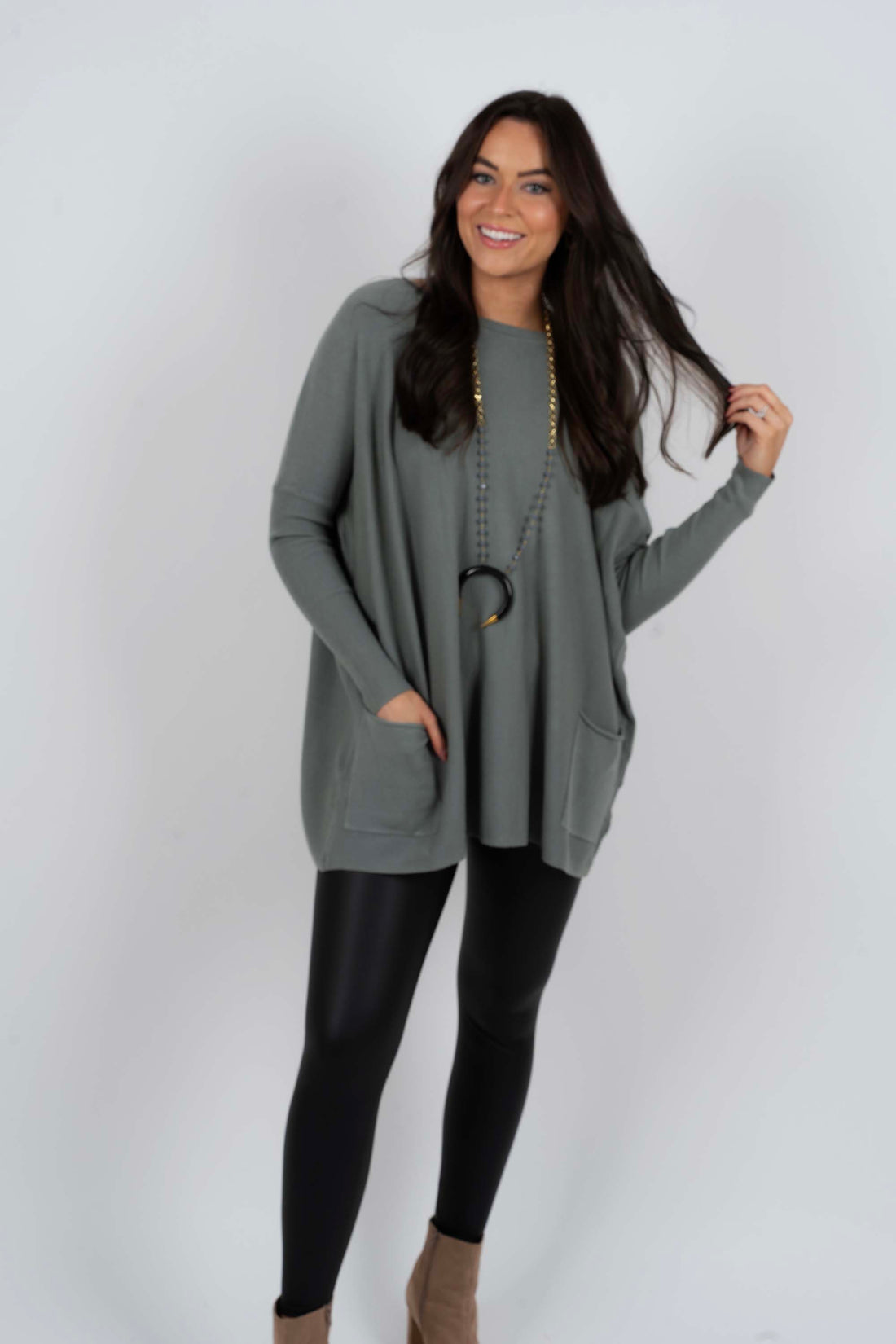 Totally Smitten Collection – Blushing Brunette